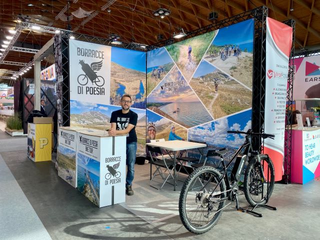 Cicloturismo, Borracce di poesia alla fiera TTG di Rimini – HGnews